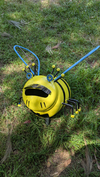 Letterbox Bee – Bec's BeeHive Supplies